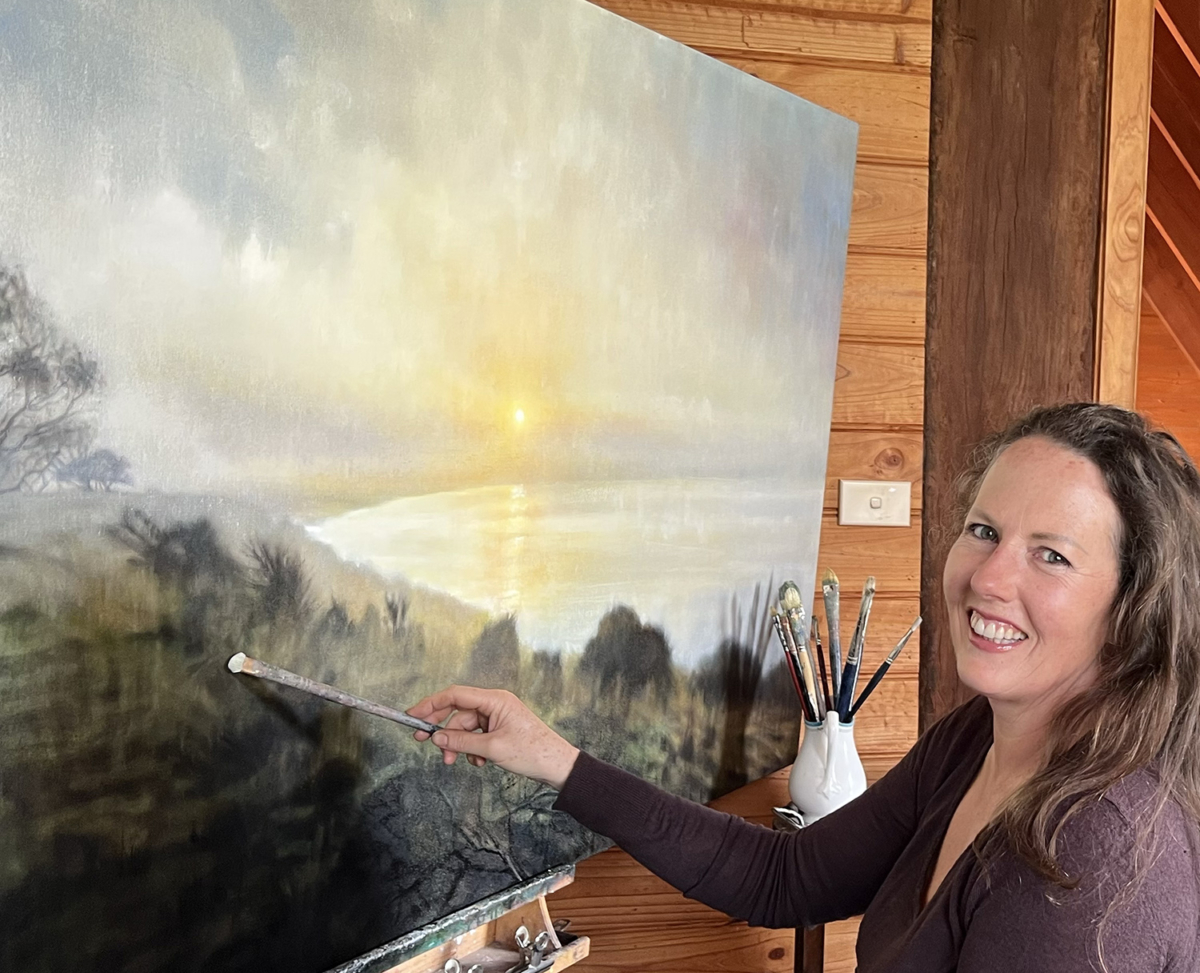 Anne painting in her studio, 2022 – Anne Middleton